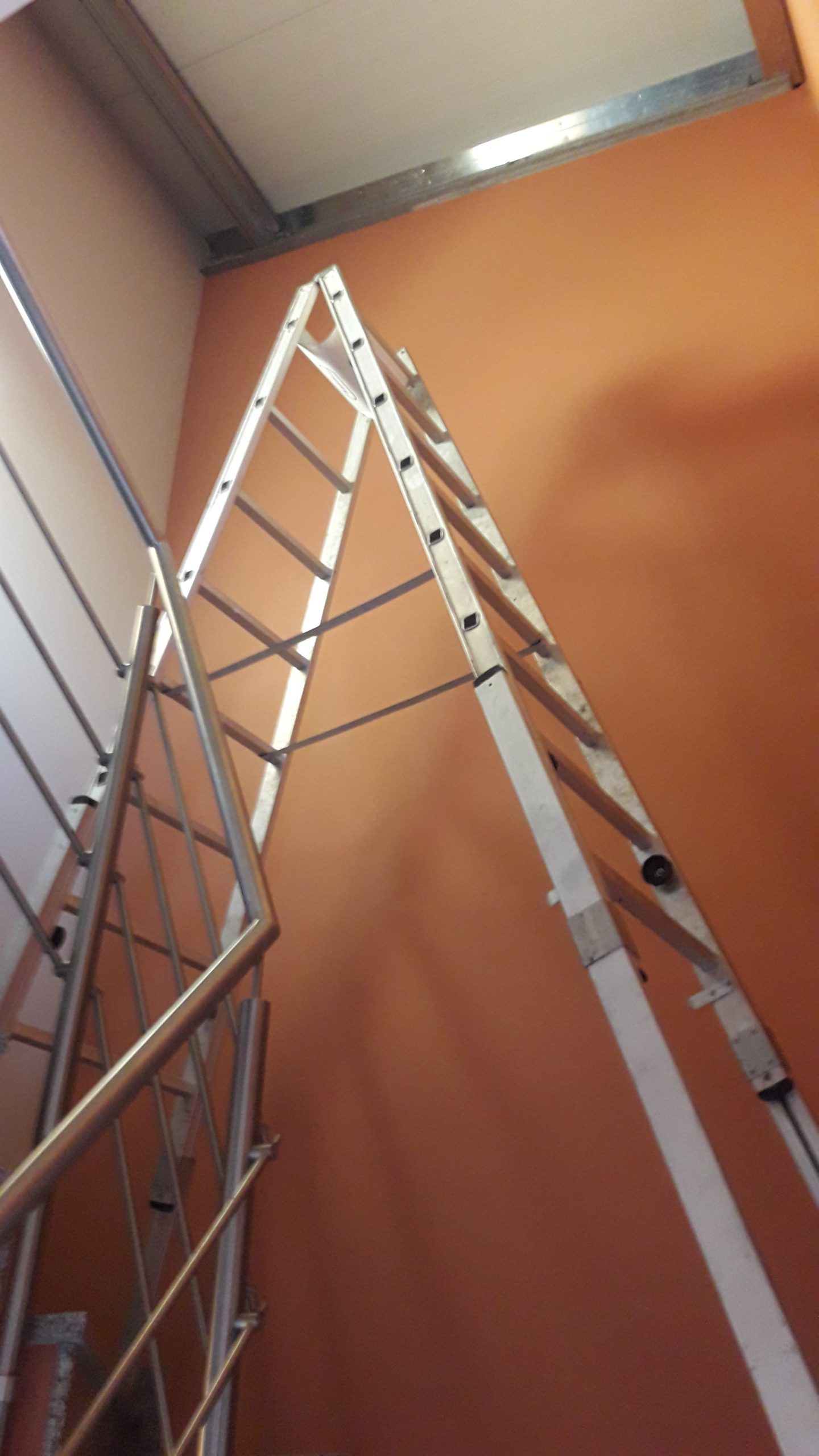 Treppenhausleiter Verleih Vermietung – Vermietung Baugeräte in ...